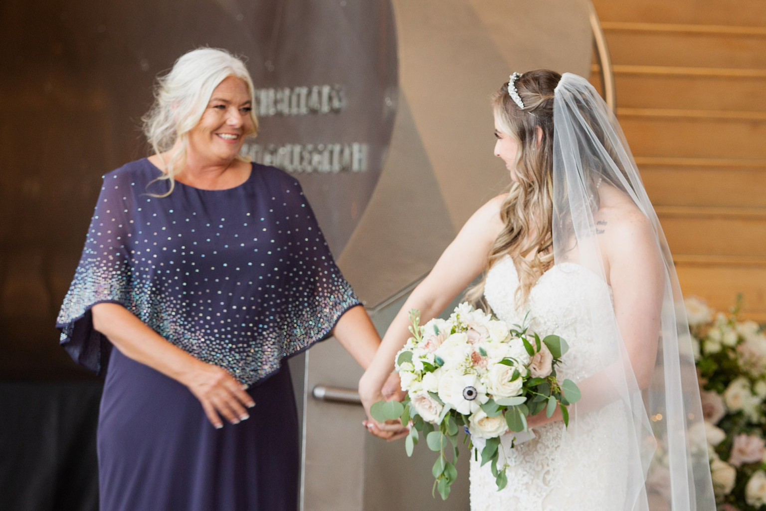 Chattanooga Hunter Museum | Chasitie + Tyler - Daisy Moffatt Photography